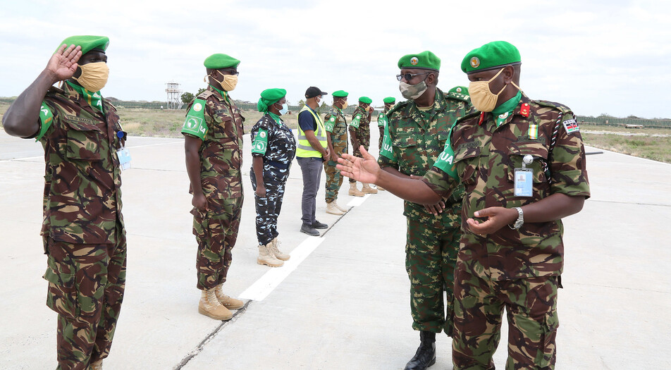 Morale Booster as AMISOM Force Commander Visits KDF, ENDF Troops in ...